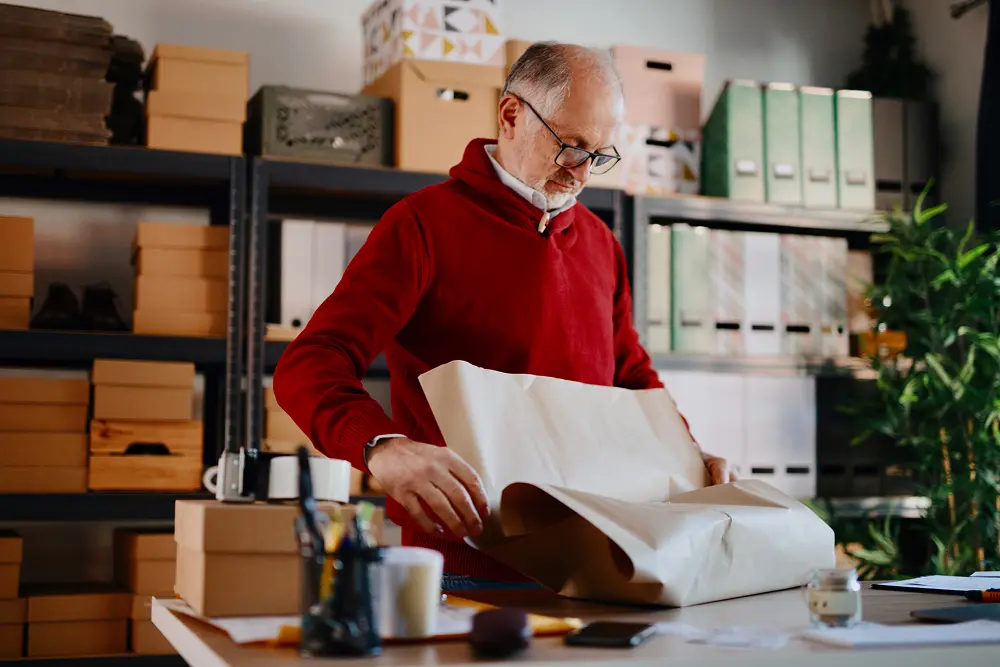 Transport Artwork Safely: Packaging Shipping & Handling
